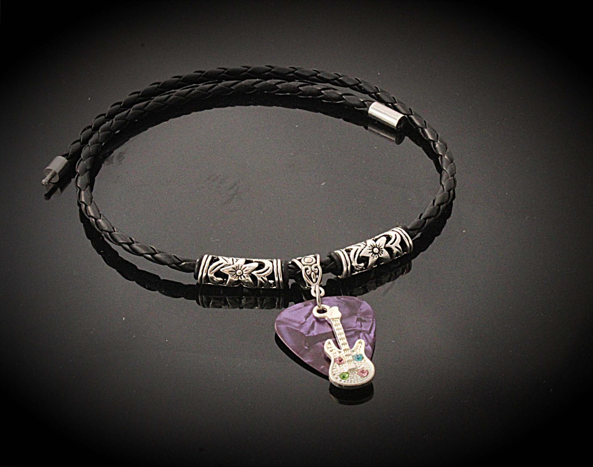 Guitar Necklace / Choker on Guitar Pick | Music Jewellery Online